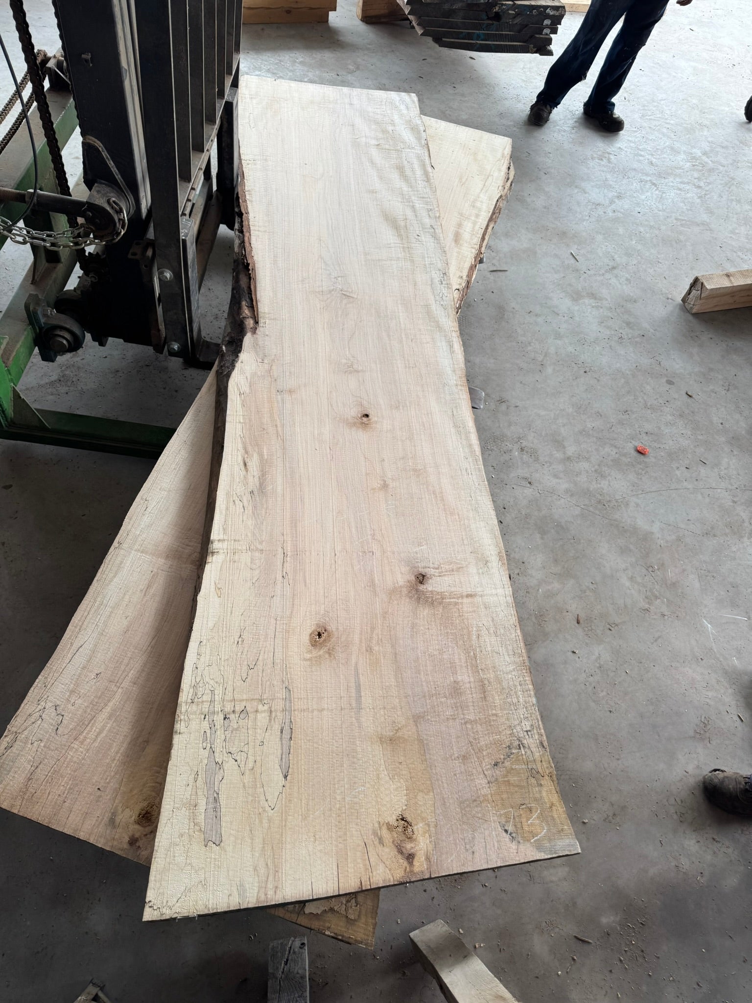Red Maple KD Slab planed (#501173) – can-am logs & lumber